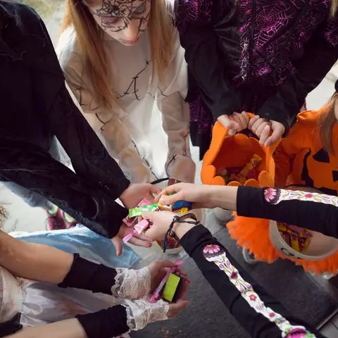 How old is too old to Trick or Treat – V akom veku by ste mali prestať Trick or Treat