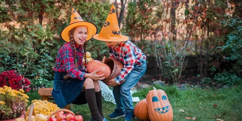 43 nejlepších halloweenských aktivit – zábavné halloweenské věci pro děti