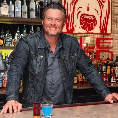 Makanan Favorit Blake Shelton - Pelatih Suara tentang Apa yang Dia Makan di Jalan dan di Rumah