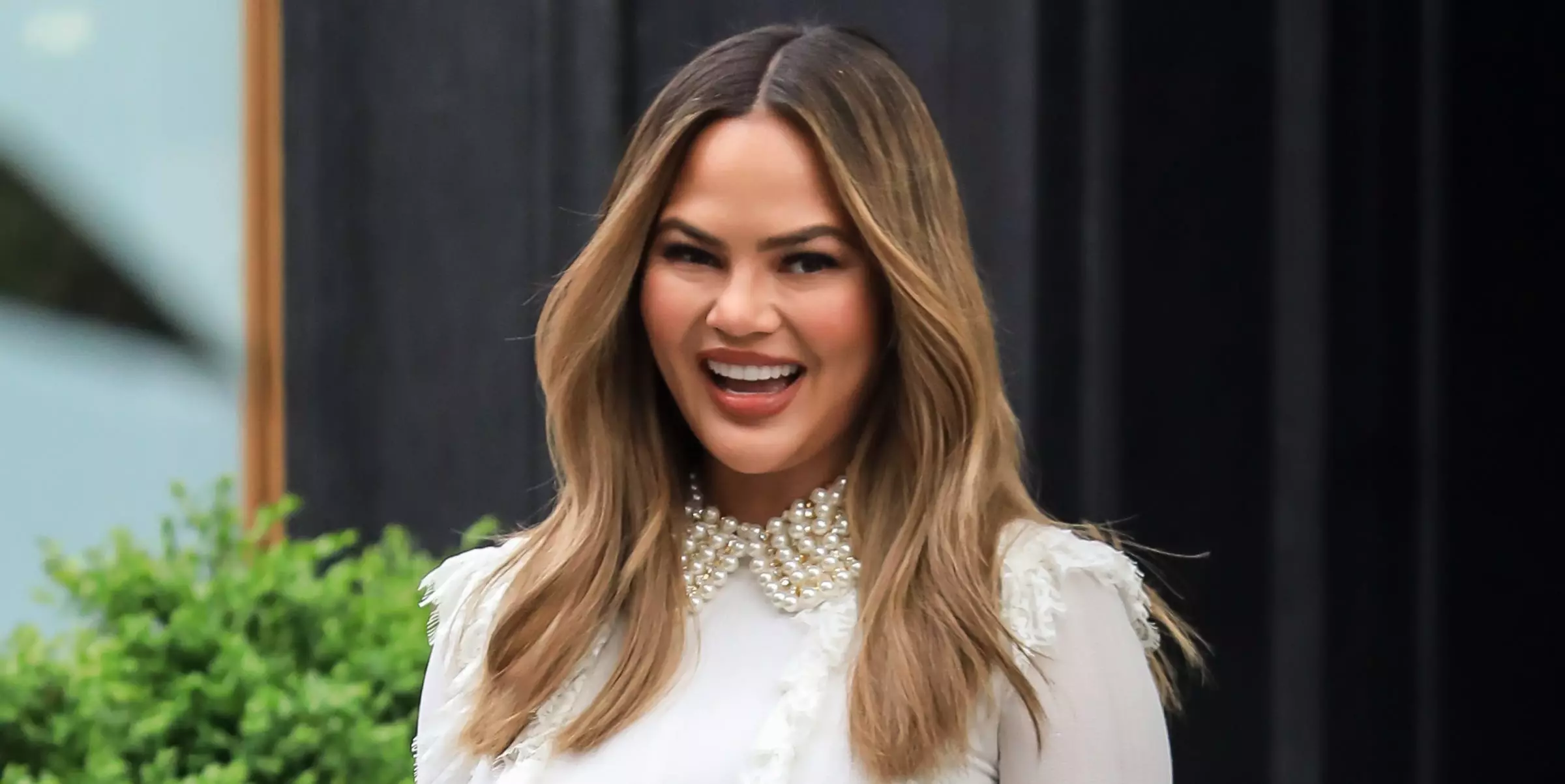 Chrissy Teigen Menyeret Pengguna Instagram yang Menuduhnya Menggunakan Butt Photoshop