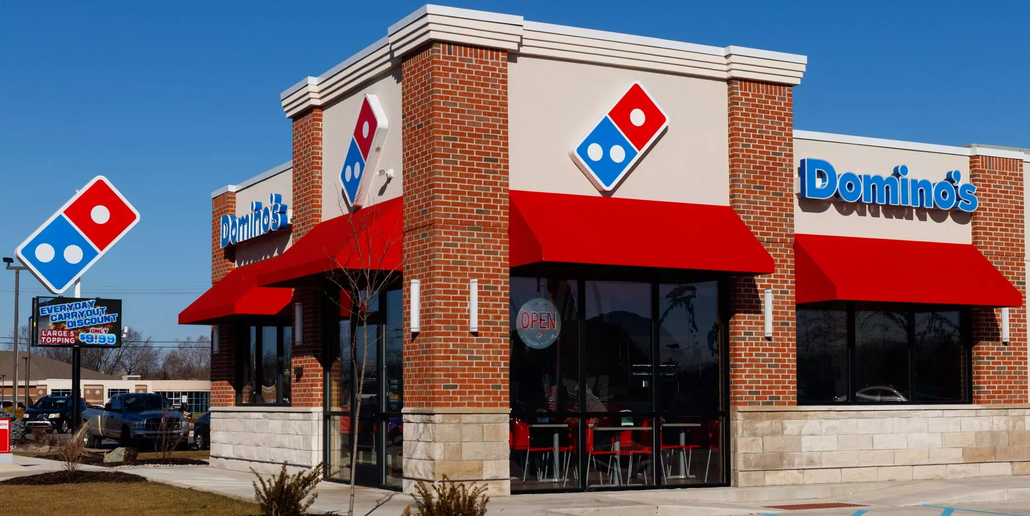 Shin Dominos yana buɗewa a ranar Kirsimeti 2021? - Dominos Kirsimeti Hours da Jadawalin