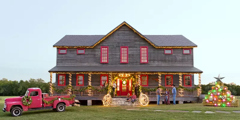 38 Country Christmas Decorating Ideas - ວິທີການສະເຫຼີມສະຫຼອງວັນຄຣິດສະມາດໃນປະເທດ