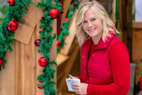 Hallmark Countdown to Christmas' 2018 Lineup