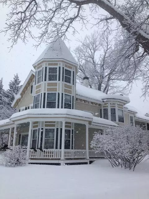 Vous pourriez posséder cette maison de cinéma de Noël de marque de vie réelle