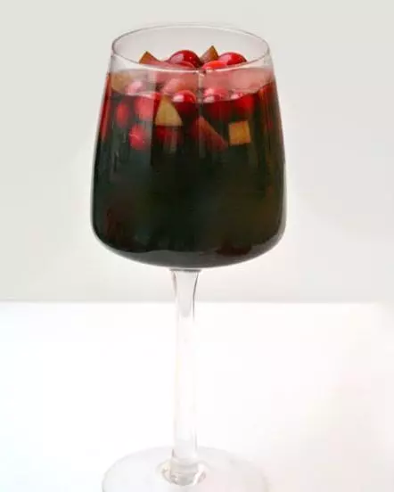 6 สูตร Fall Sangria ที่ดีที่สุด - วิธีการสร้าง Fall Sangria