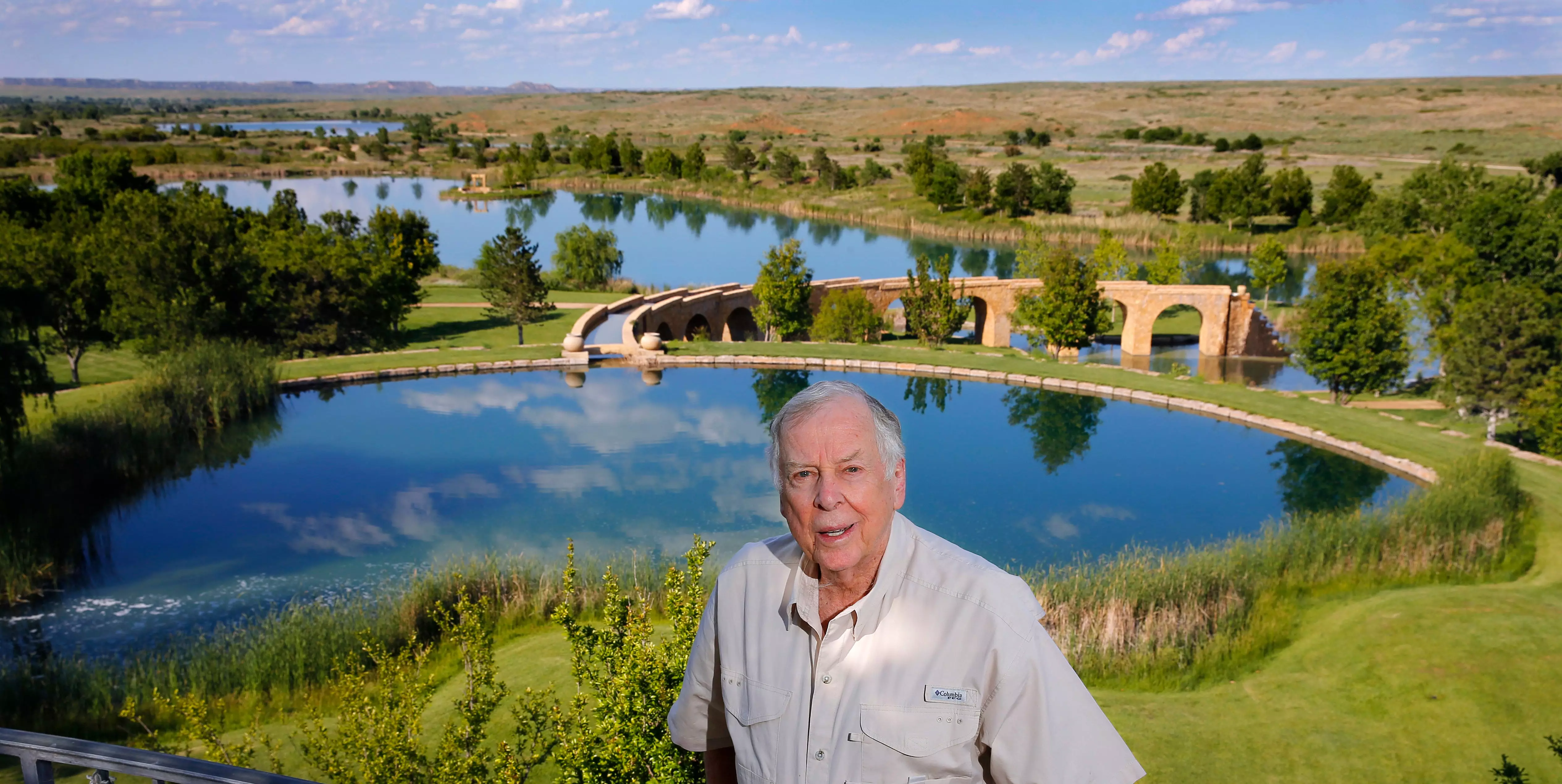 T. Boone Pickens Ranch na prodej - T. Boone Pickens Mesa Vista House Photos