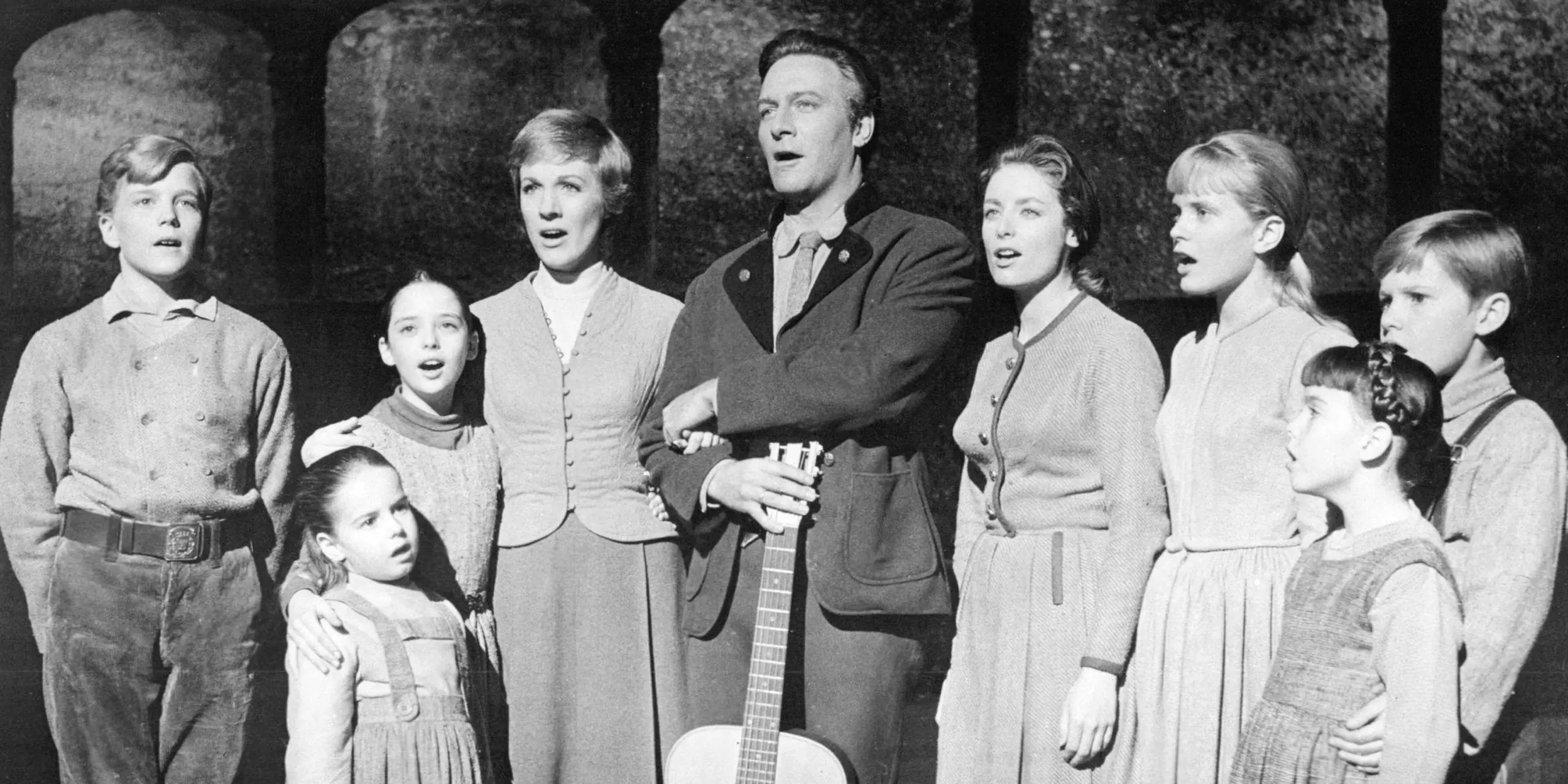 The von Trapps optrædende afskedsshow - Real-Life 'Sound of Music' Børnebørn forlod band