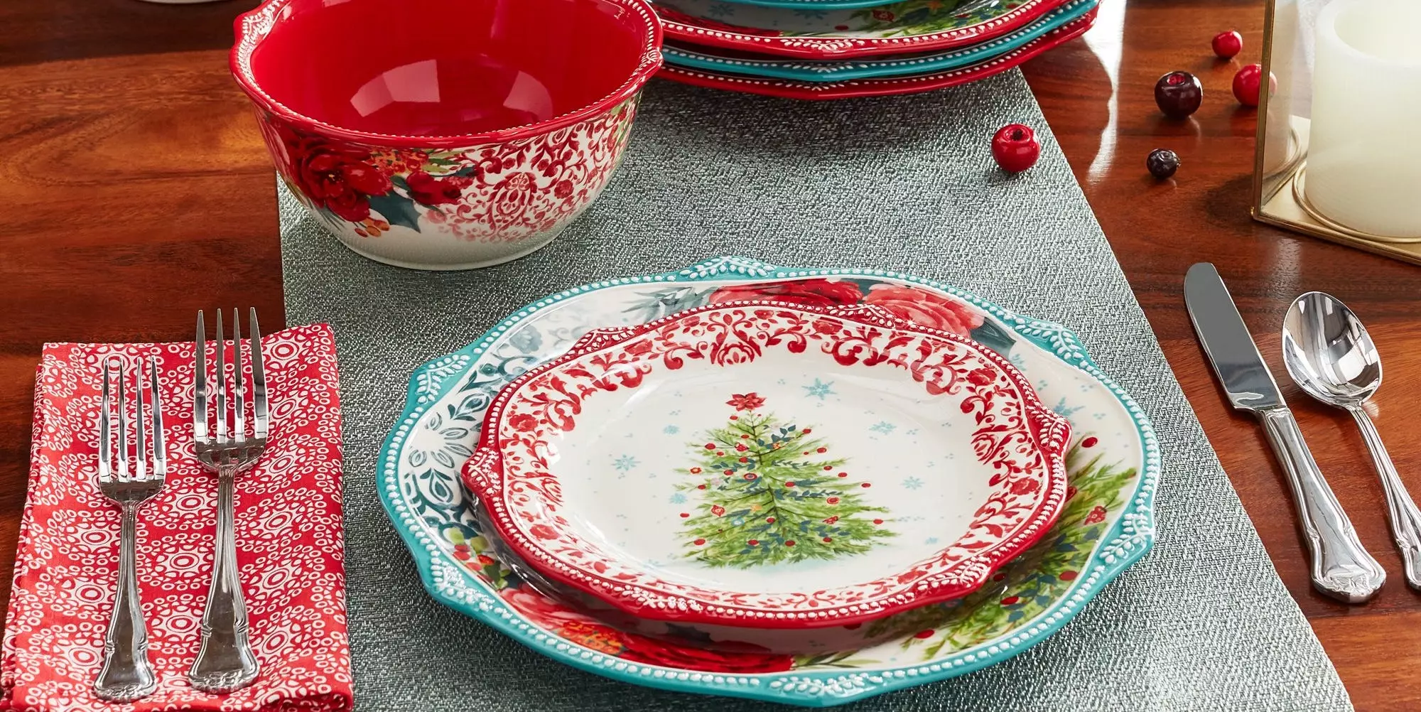 Matar Majagaba Holiday Dinnerware a Walmart - Inda za a Sayi jita-jita na Holiday na Ree Drummond