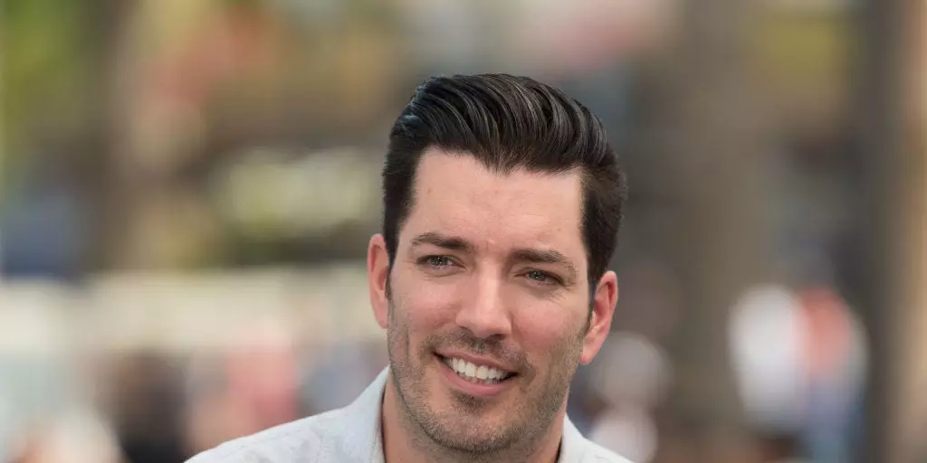 Property Brothers Jonathan Scott rompe con su novia Jacinta Kuznetsov