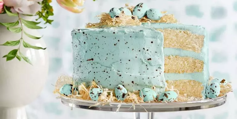 Easter Speckled Malted Coconut Cake - Resep Kue Paskah sing Apik