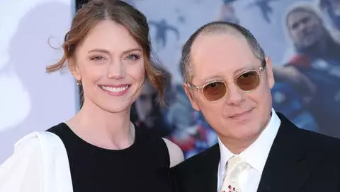 Ihe niile gbasara ịgba alụkwaghịm James Spader, ụmụaka na mmekọrịta ya na Leslie Stefanson