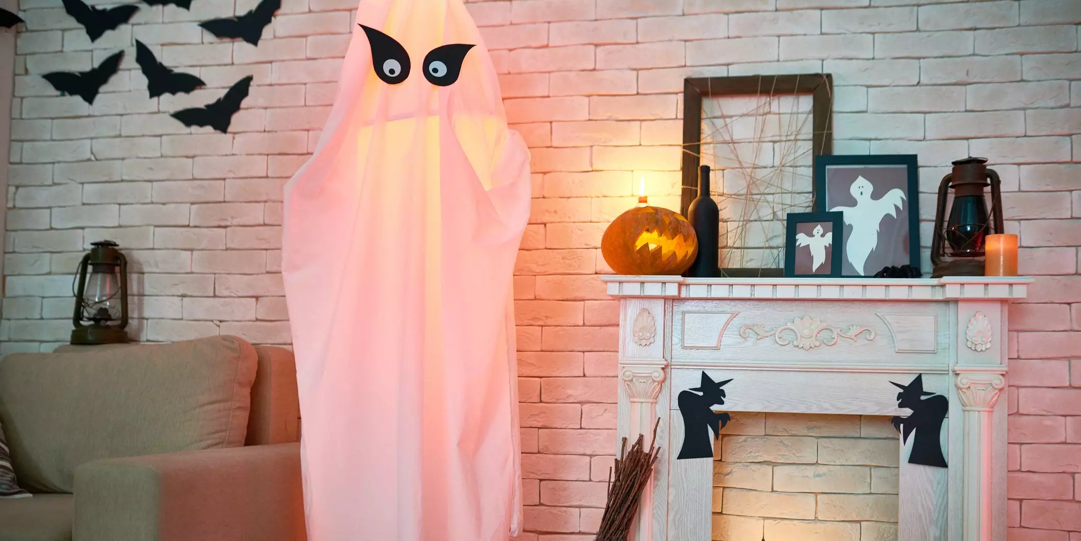 24 ugu Fiican DIY Halloween Props - Fikradaha Prop-ka ee fudud ee Halloween