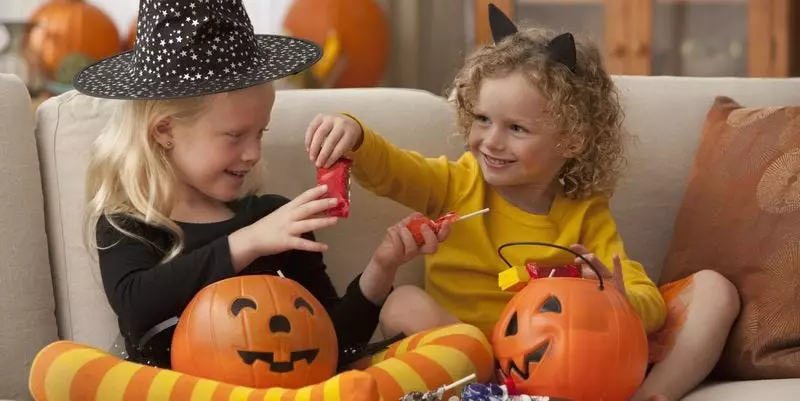 X'ħin Jibda Trick-or-Treating fl-2021? - Trick or Treat Sigħat 2021